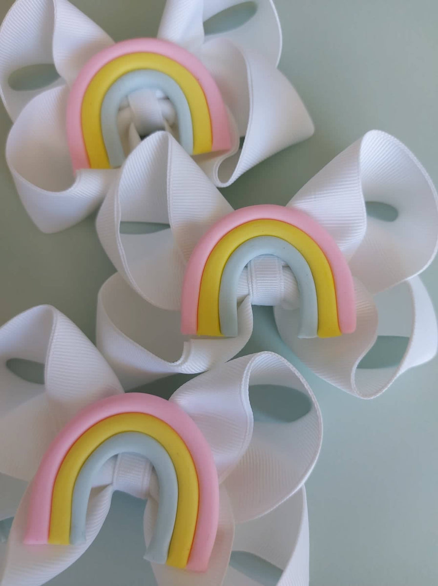 Rainbow Bows – That Preppy Bow